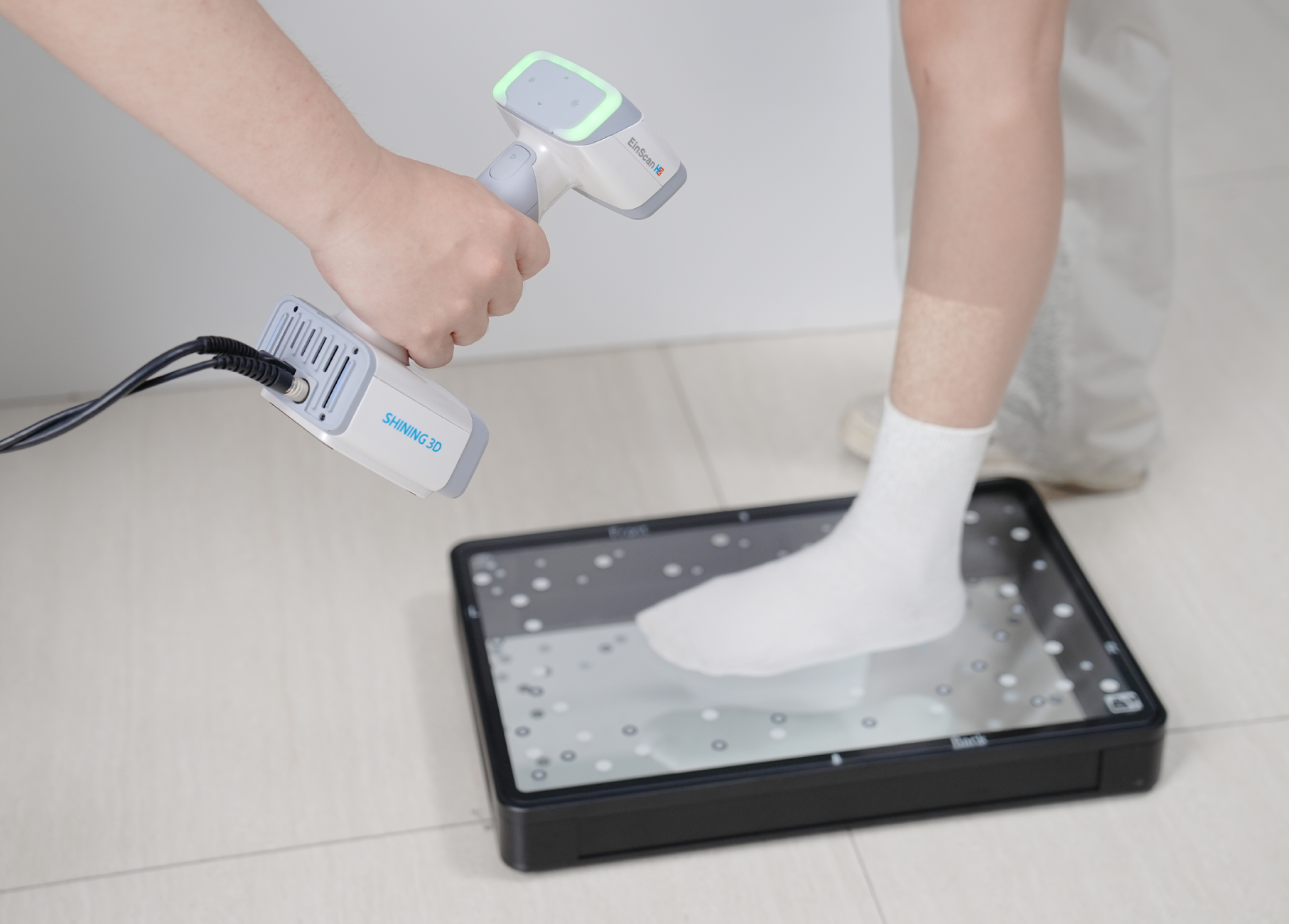 FootStation 2 Add-on for Better Foot Scanning Experience
